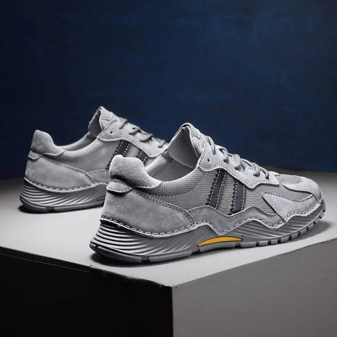 Logan Trail Sneakers – Lion Style