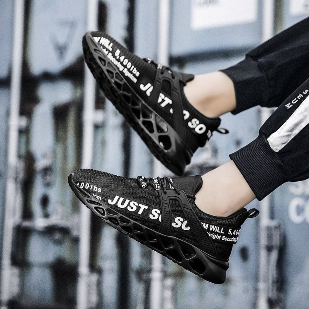 Zeke Edge Runners – Lion Style